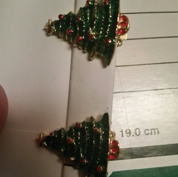Jewelry | Vintage Christmas Tree Clip On Earrings | Poshmark